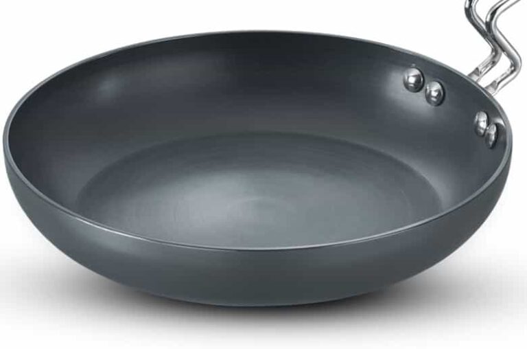 Non-Coated vs. Non-Stick vs. Anodized Aluminium Pans: Which is Best?