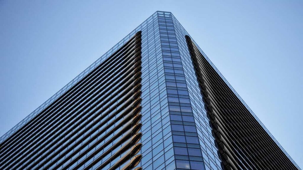 Facades & Glazing Business: Margins, Costs & Market Scope